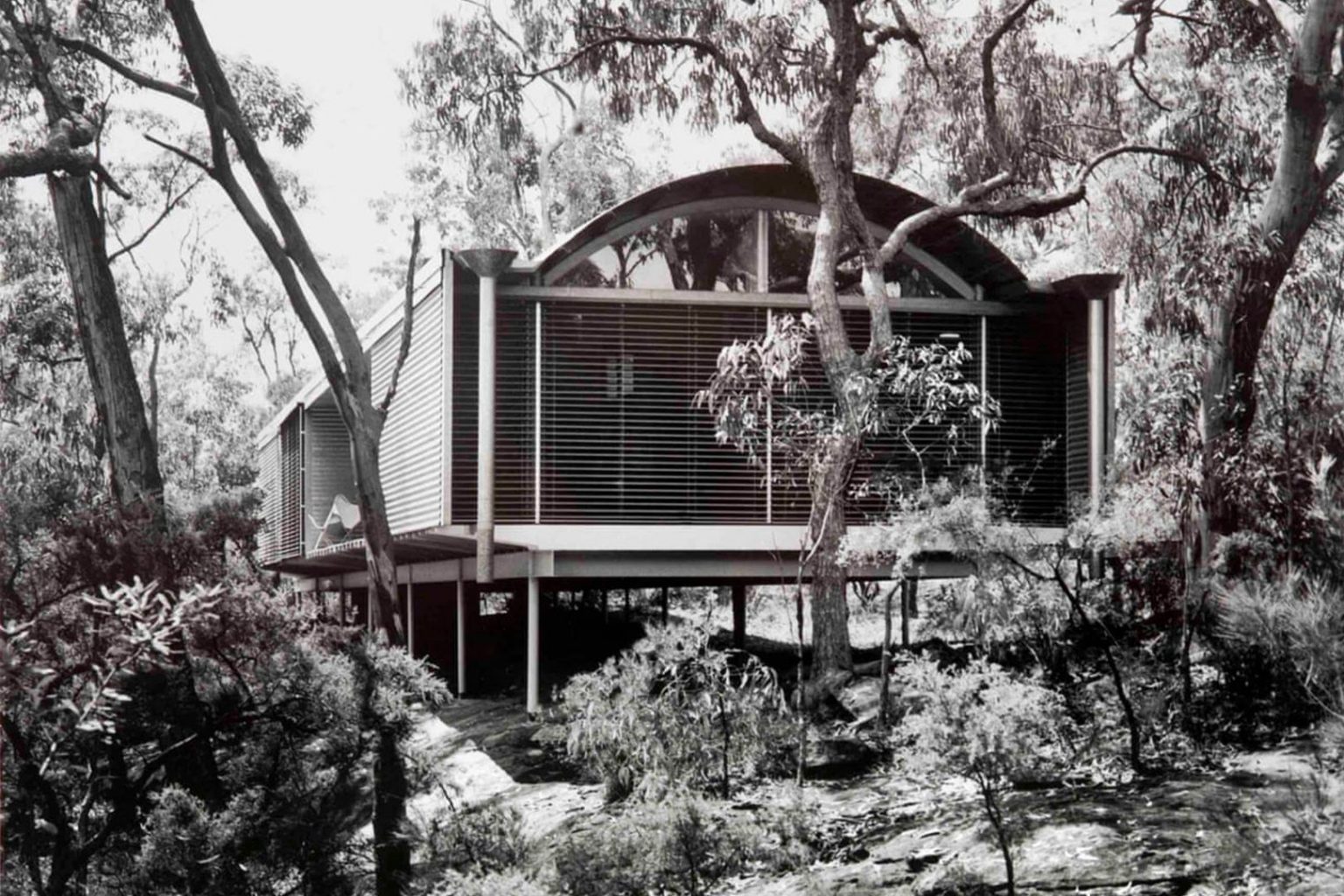 How to Design and Build a Fire Resistant and Sustainable Home